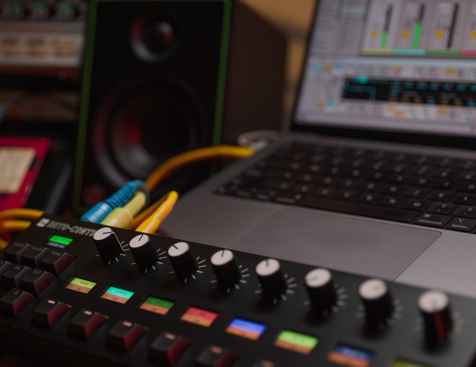 Melbourne Instruments / Roto-Control =Motorized MIDI Controller for ...